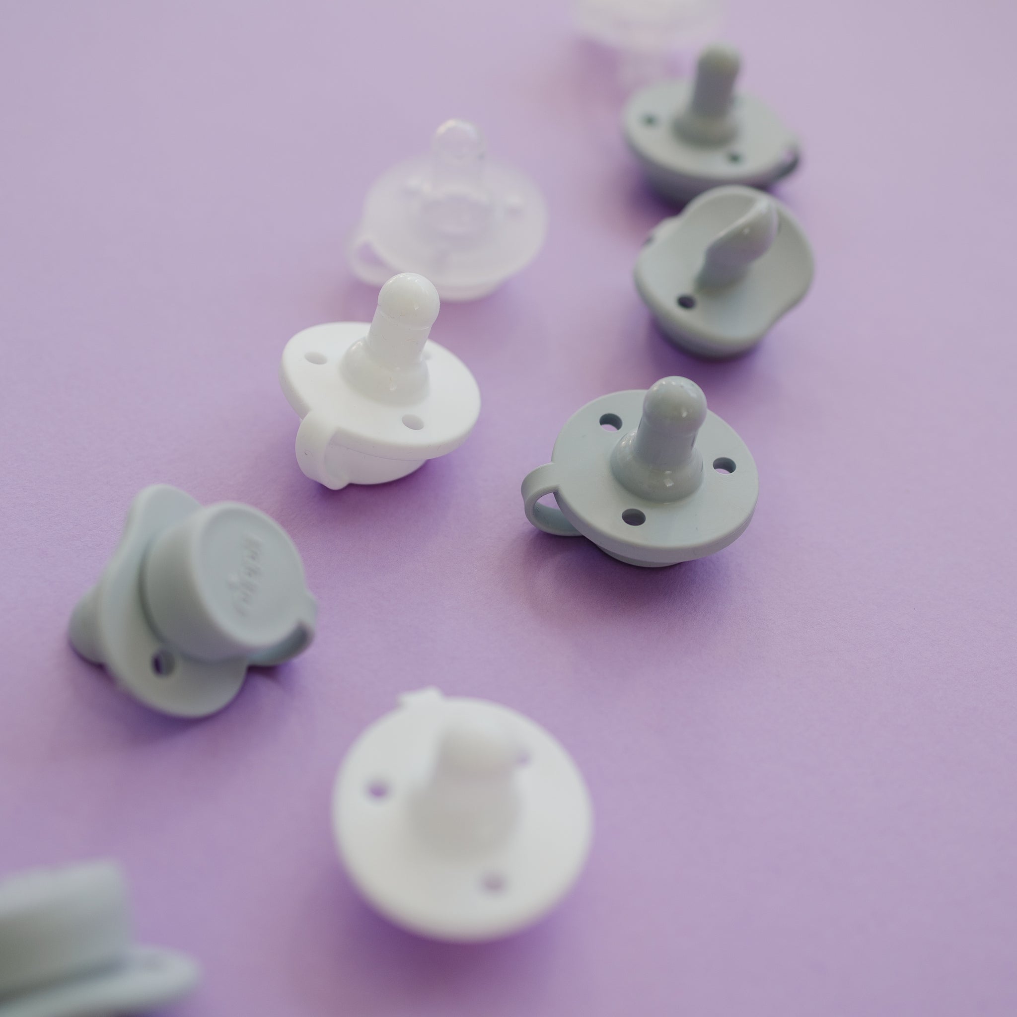 World's First Freezable Teether Pacifier. I'm Not Your Average Binky ...